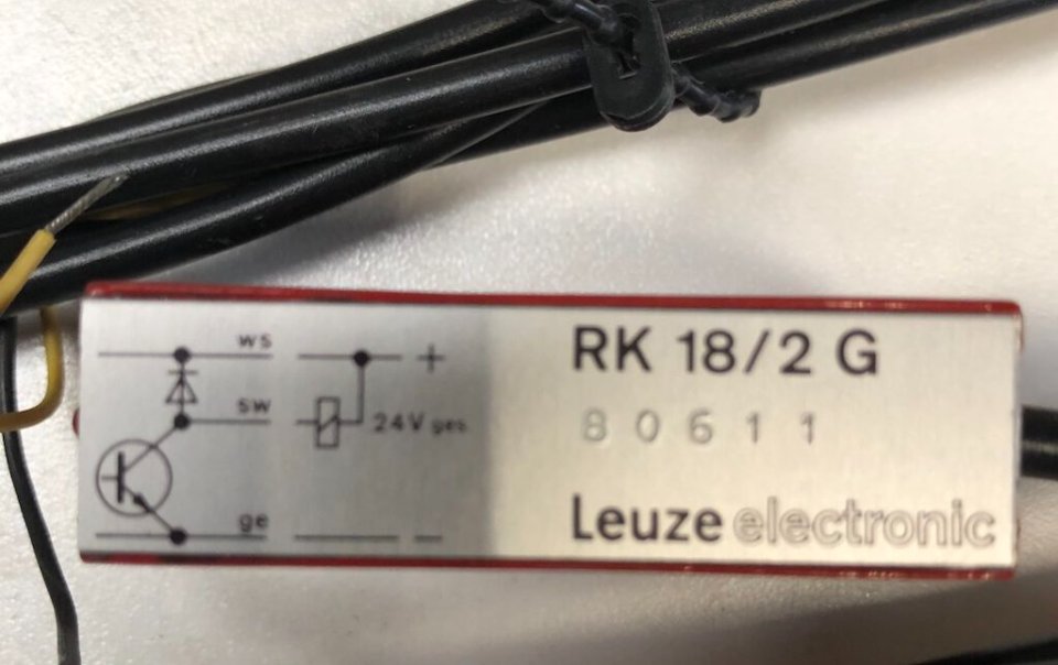 Leuze electronic. RK 18/2G . 24 V . 3 stuks - Boonmachines